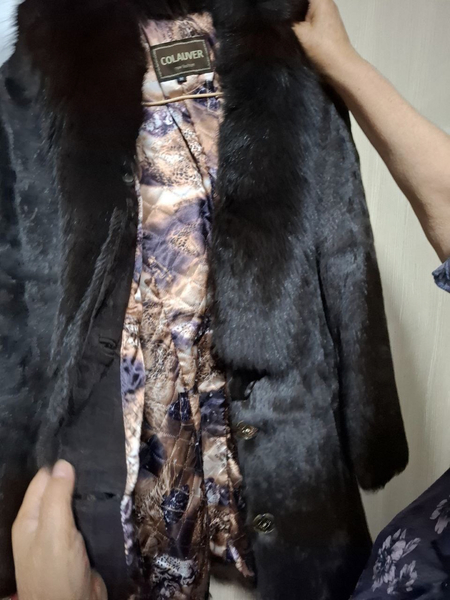 Шуба из натурального меха нутрия