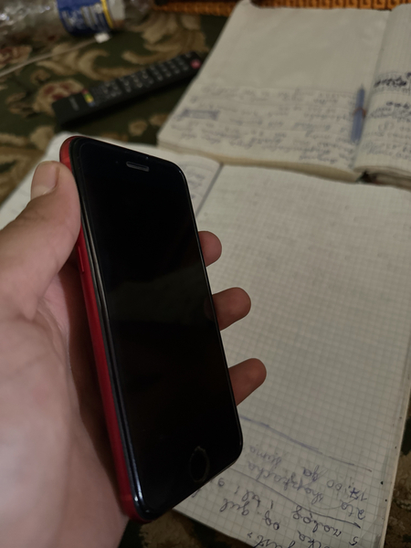 Iphone 8 xolati ideal ochilmagan qirilmagan suvdayam ishlaydi kar bor