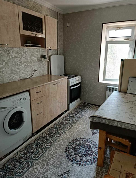 Чиланзар 2, продам 1 комнатную. Кирпич