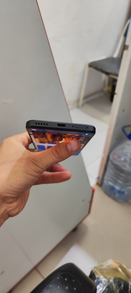 Huawei nova 12 i.  Yangidek kam ishlatilgan