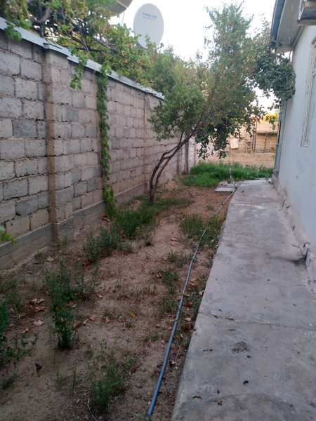 Hovli barcha jihozlari bilan birga sotiladi