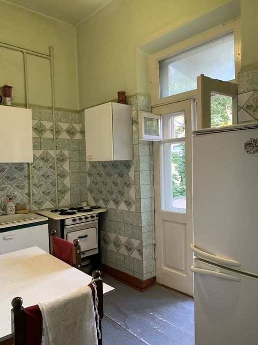 Некст улица бабура продам .Т. не торец закрытый даор срочно