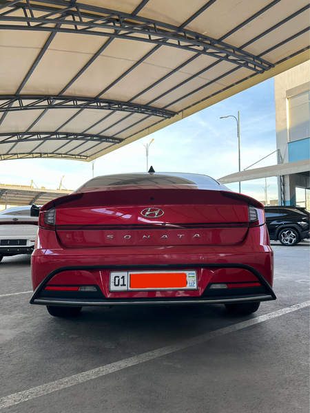 Sonata 2021 qizil