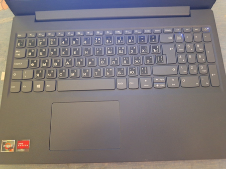 Lenovo AMD Ryzen3 3200U