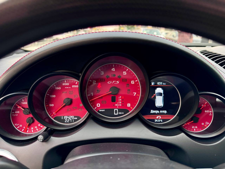 Porsche Cayenne GTS 2013