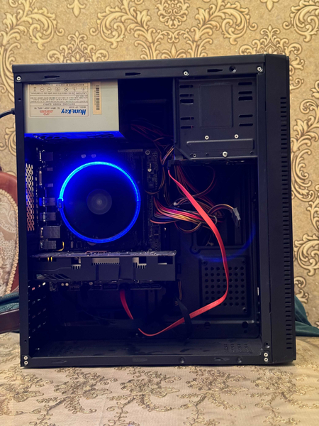 Продается i3-6100, DDR4 8gb, GTX 950 2gb, 22 LCD