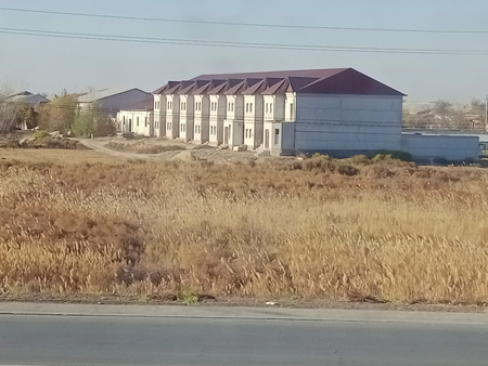 Ховли жой сотилади