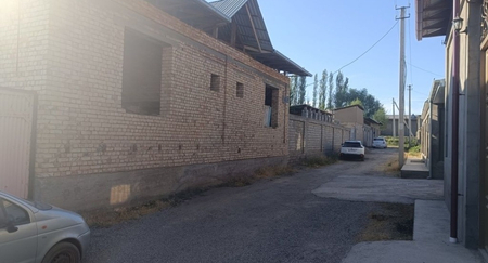 Участка сотилади