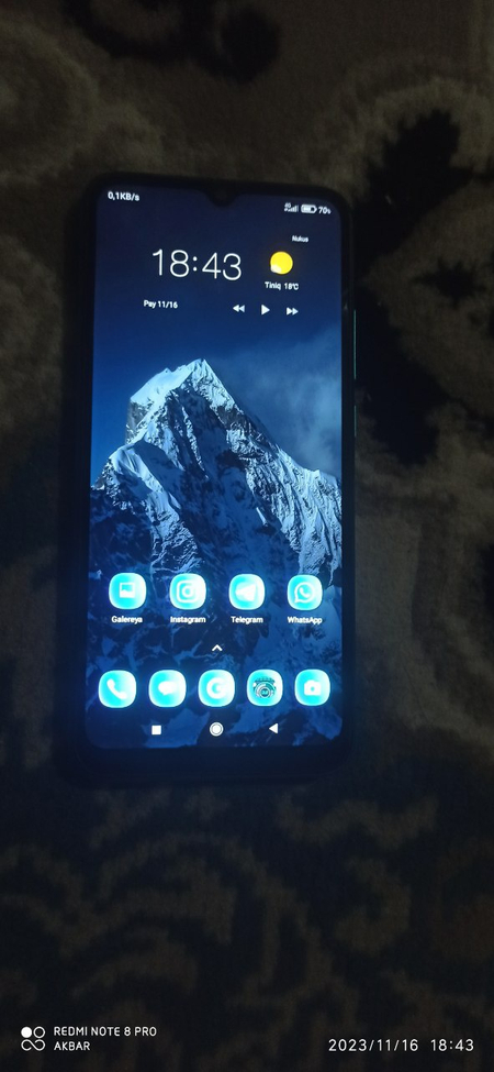 Telefoʻn ideal holati yaxshi