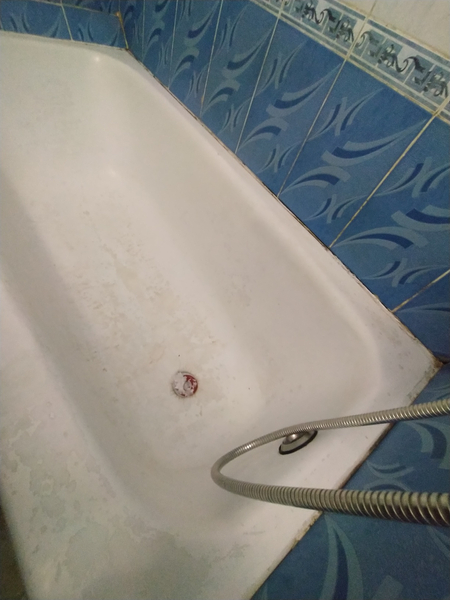Продается ванна чугунная