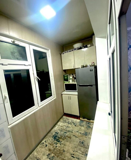 Bez makler arzon narxda uy sotiladi,kelishiladi,srochna pul kerak