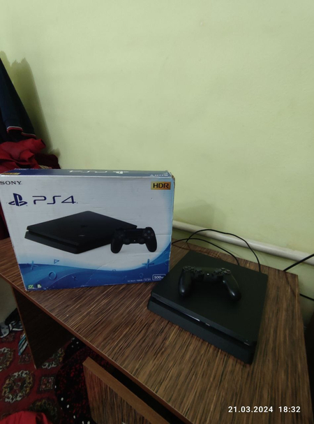 Ps4 slim sotiladi 9.00 prashivka