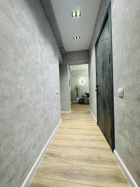 Продается квартира Ц4 2/3/4