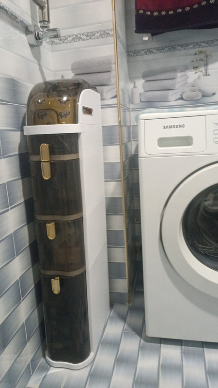 Узкий пластиковый шкаф универсальный