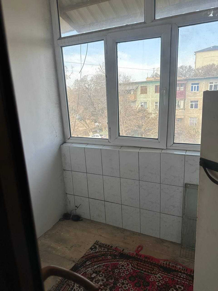Карши шахар Табассум МФЙ 2МКРда жойлашган квартира сотилади
