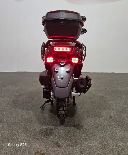 Benzinli skuter 150kub