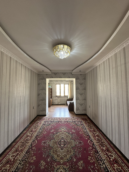 шайхонтохур. ганга. с14.    2 хона. 5/5. 60 кв 67000$