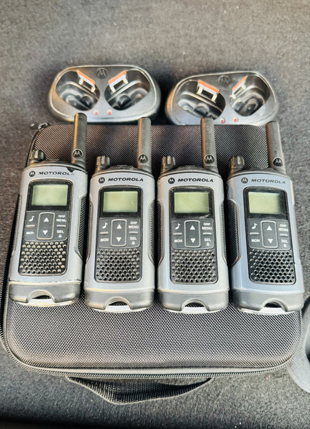 Рация Motorola TLKR T80