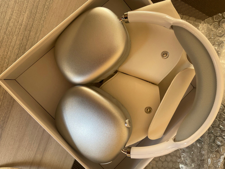 AirPods Max Lux Dubai
