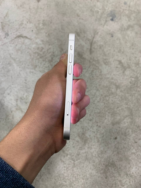 IPHONE 12 mini sotiladi