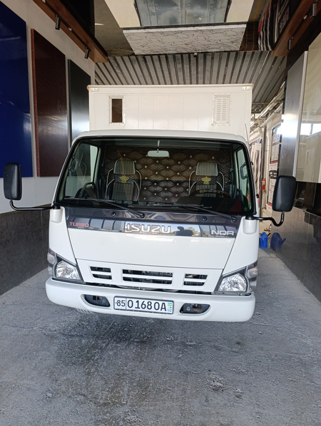 Isuzu tozasidan 2kurug yurgan radnoy