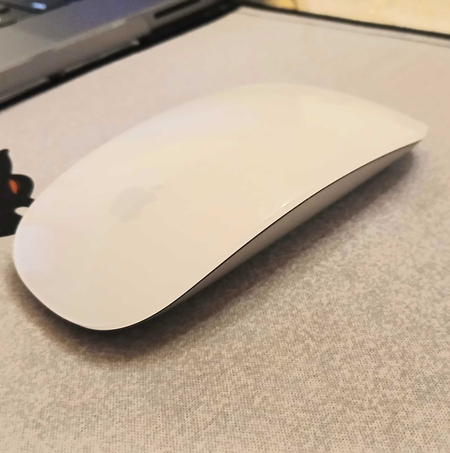 Apple Magic Mouse 2
