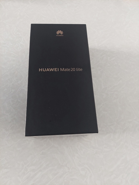 Продаётся телефон HUAWEI