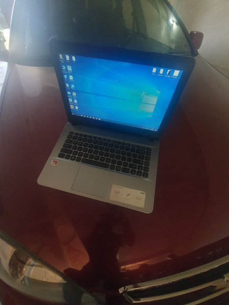 Noutbuk ASUS X441B