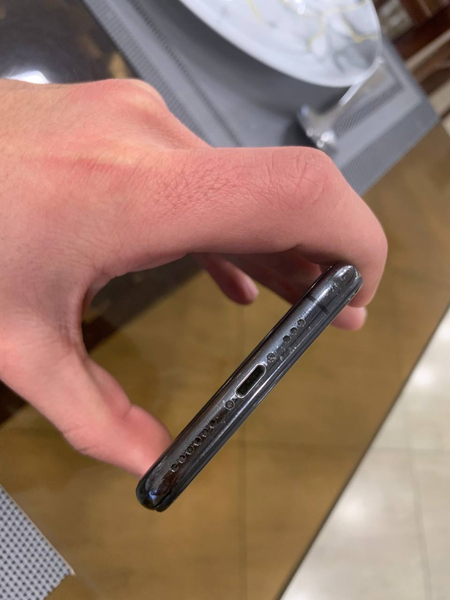 Iphone xs sotiladi 256 talik