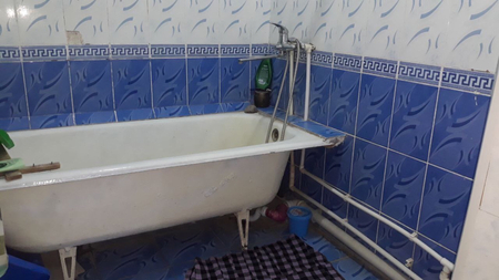 Продажа 4 ком кв. Массив Хумоюн. ( 1-этаж )
