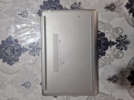 HP noutbuk srochna sotiladi