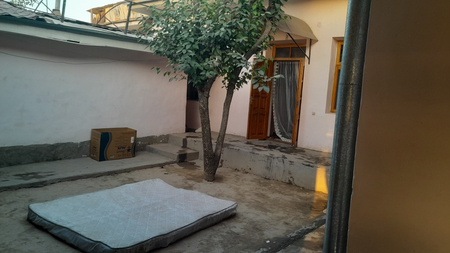 Xovli sotiladi olmazor tumani usta olim kochasi biznes uchun zor joy