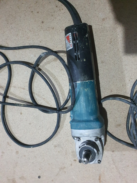 Makita balgarka125talik 9565CVL orginal