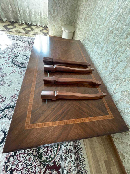 Стол очень качественный / Stol juda sifatli materialdan