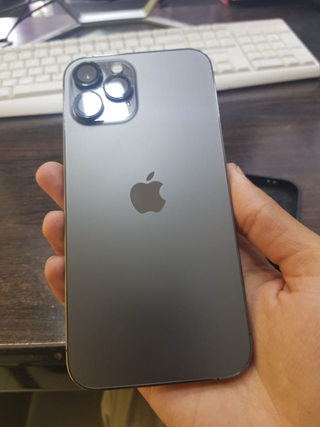 Iphone 12 pro max qora srochni yomkist 86% radnoy