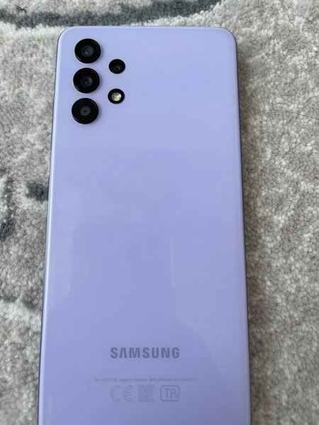 Samsung  A32   128gb   .          .     .   .