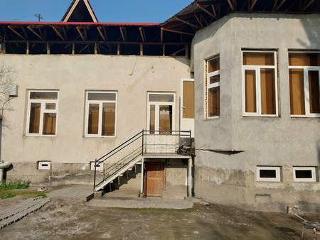 Hovli sotiladi HAMZA UMARIF KUCHASI 6 sutih