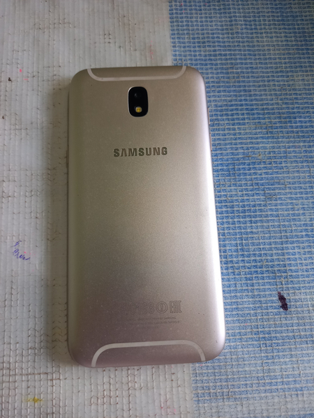Samsung j5 zapchas ekran singan