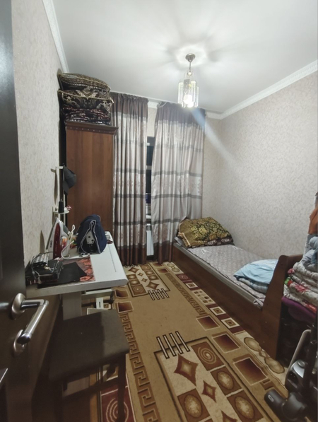 Срочно продаётся 3х комнатна квартира. Сергели 5а.