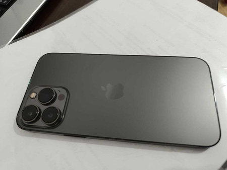 Продам Iphone 13 pro max