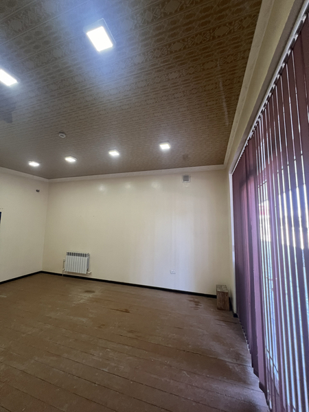 Urganch shahar Eski nargiz kafe yonidagi dukon arendaga beriladi!