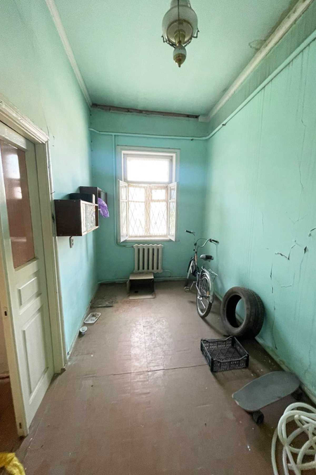Дом в общем дворе центре города А.Джами ор.Горгаи