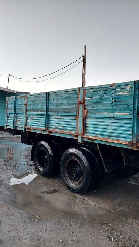 Kamaz sotiladi 53212