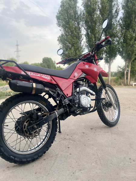 Motosikl Lifan enduro