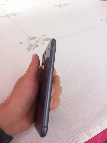 Iphone 11 sotiladi