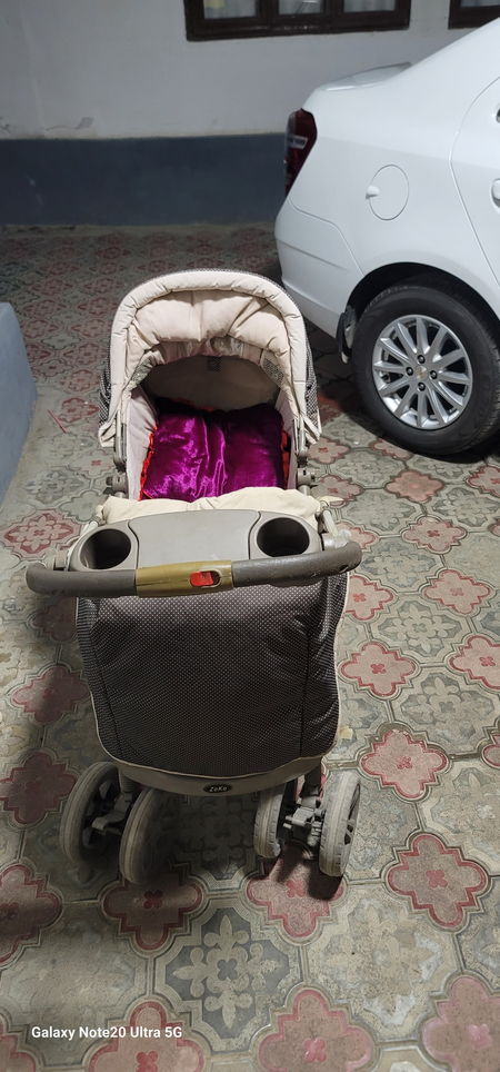 продается коляска
