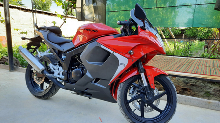 Moto KAREA Hyosung