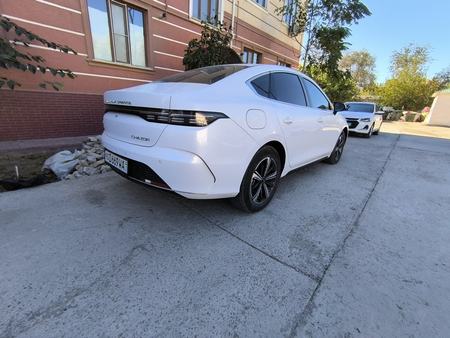 BYD chazor Гбрит