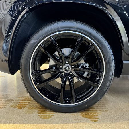 Mercedes-Benz GLS 450
