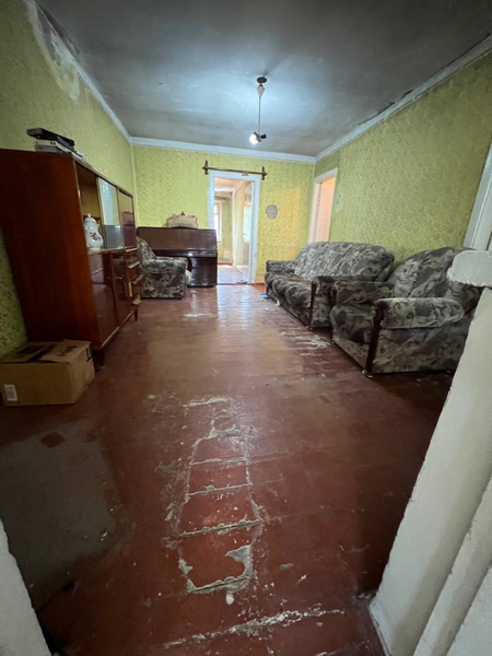 Продается 2/5/5 на Шота Руставели, Магазин Океан